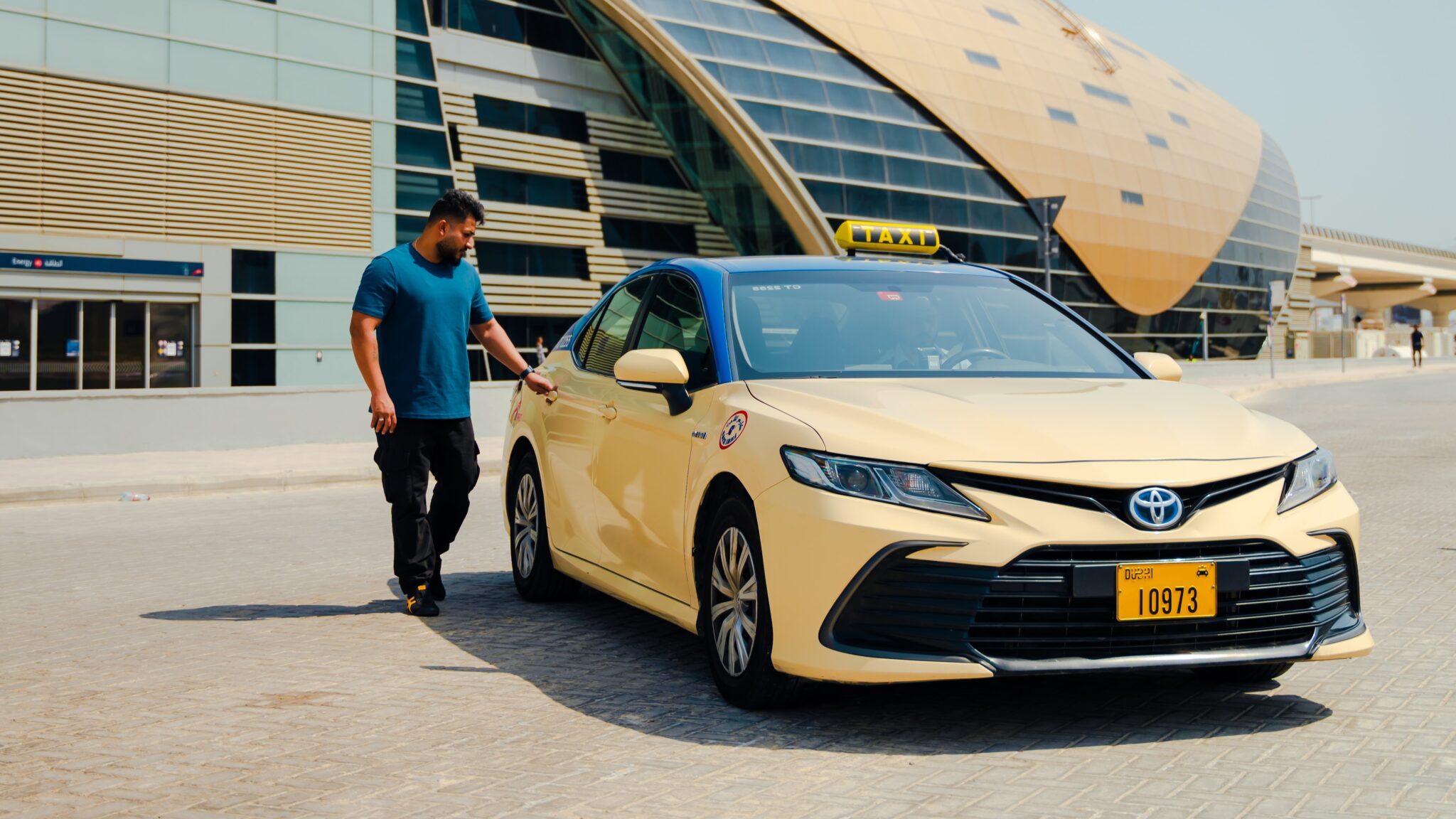 Hala Rides for Metro: Easy Rides to and from Dubai Metro Stations