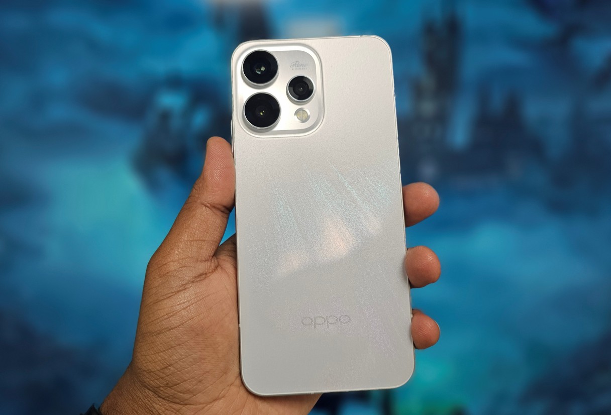 OPPO Reno15 5G Review: Mid-Range Phone, Flagship-Level Camera